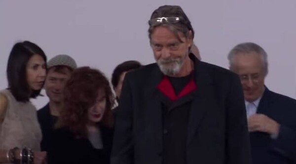 [강산 칼럼] 마리나 아브라모비치의 퍼포먼스② ‘The Artist Is Present’(2010)